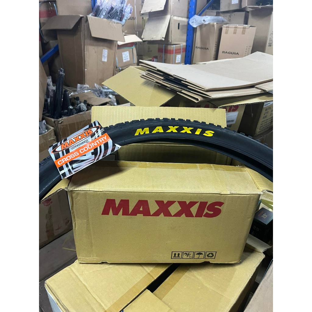 MAXXIS TIRE 26 X 2.10 PACE BL;K | Shopee Philippines