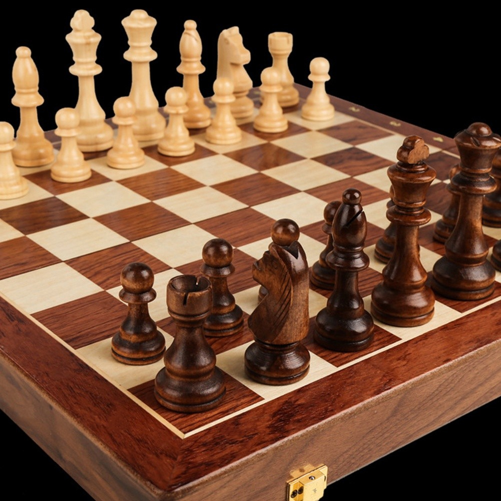 Luxury Magnetic Chess Set Traditional Wooden Folding Puzzle Chess board ...