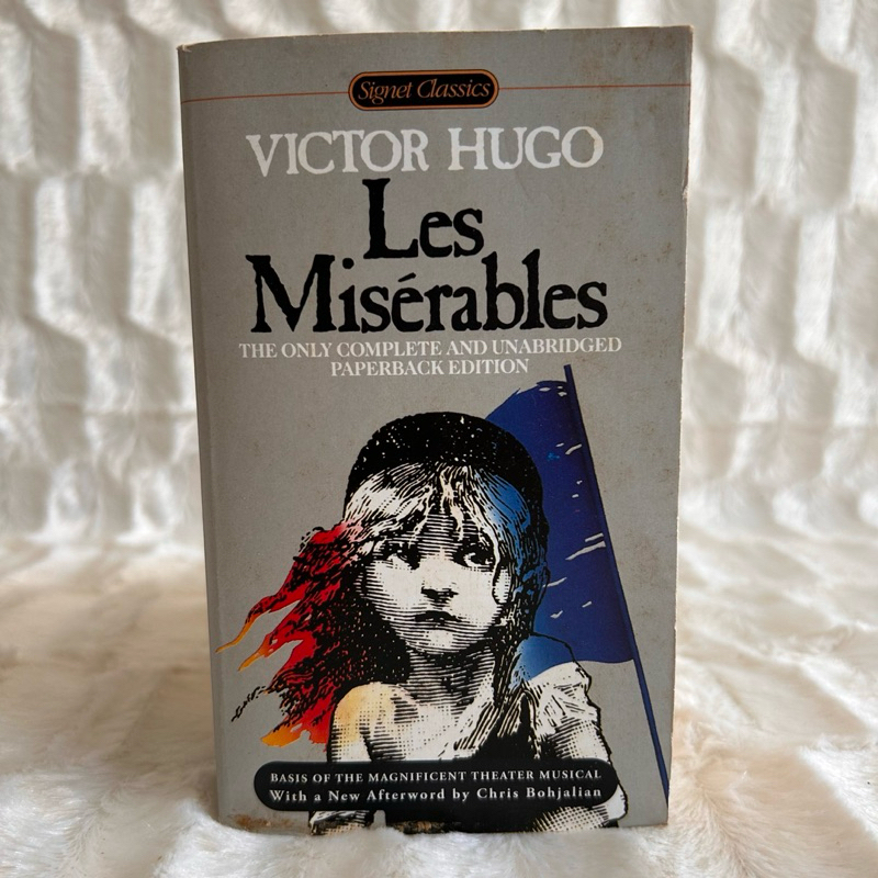 Les Miserables by Victor Hugo (MASS MARKET PAPERBACK) | Shopee Philippines