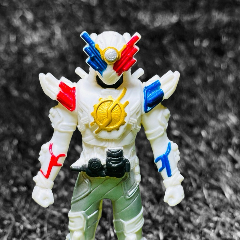 KAMEN RIDER BUILD GENIUS FORM Sofvi Vinyl Bandai 2017 - PreOwned ...