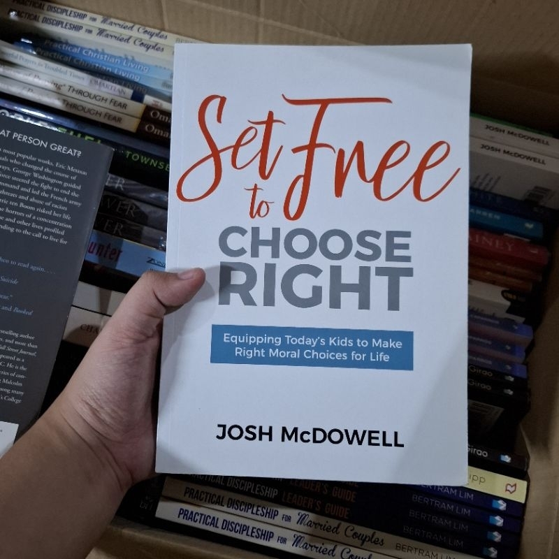 Set Free to Choose Right (UKAY BOOKAY) | Shopee Philippines