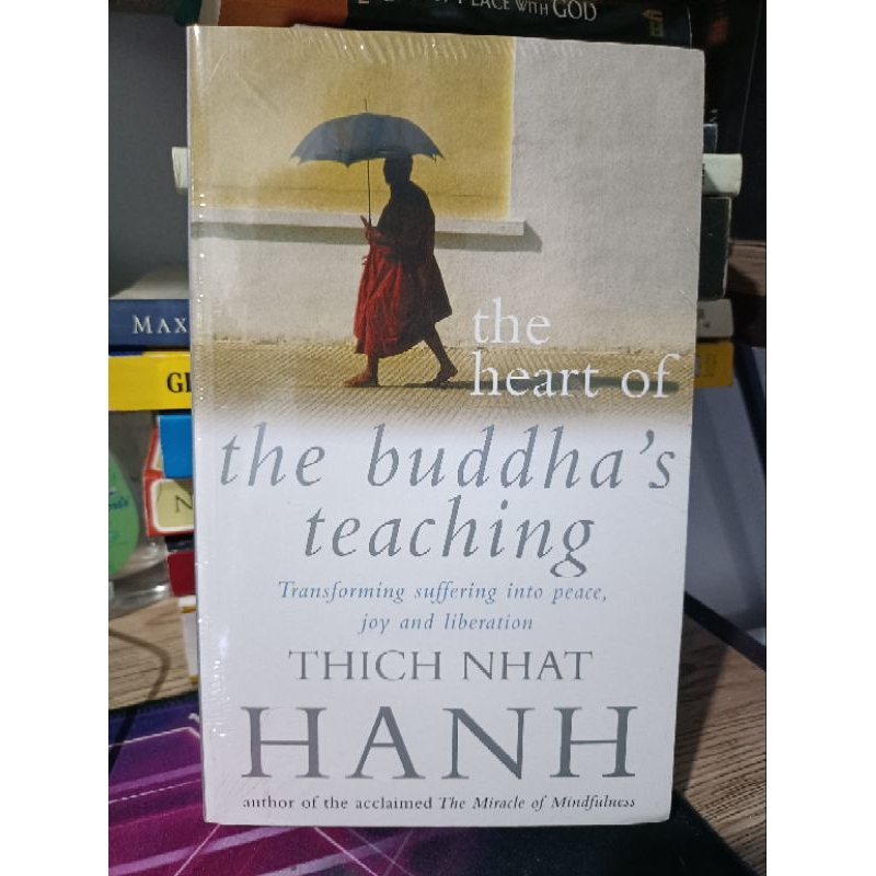 THE HEART OF THE BUDDHA'S TEACHING by THICH NHAT HANH (TRADEPAPERBACK ...