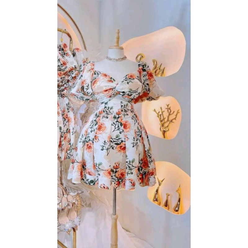 Vietnam dress midi Puff up sleeve padded silk materials Presize fit to ...