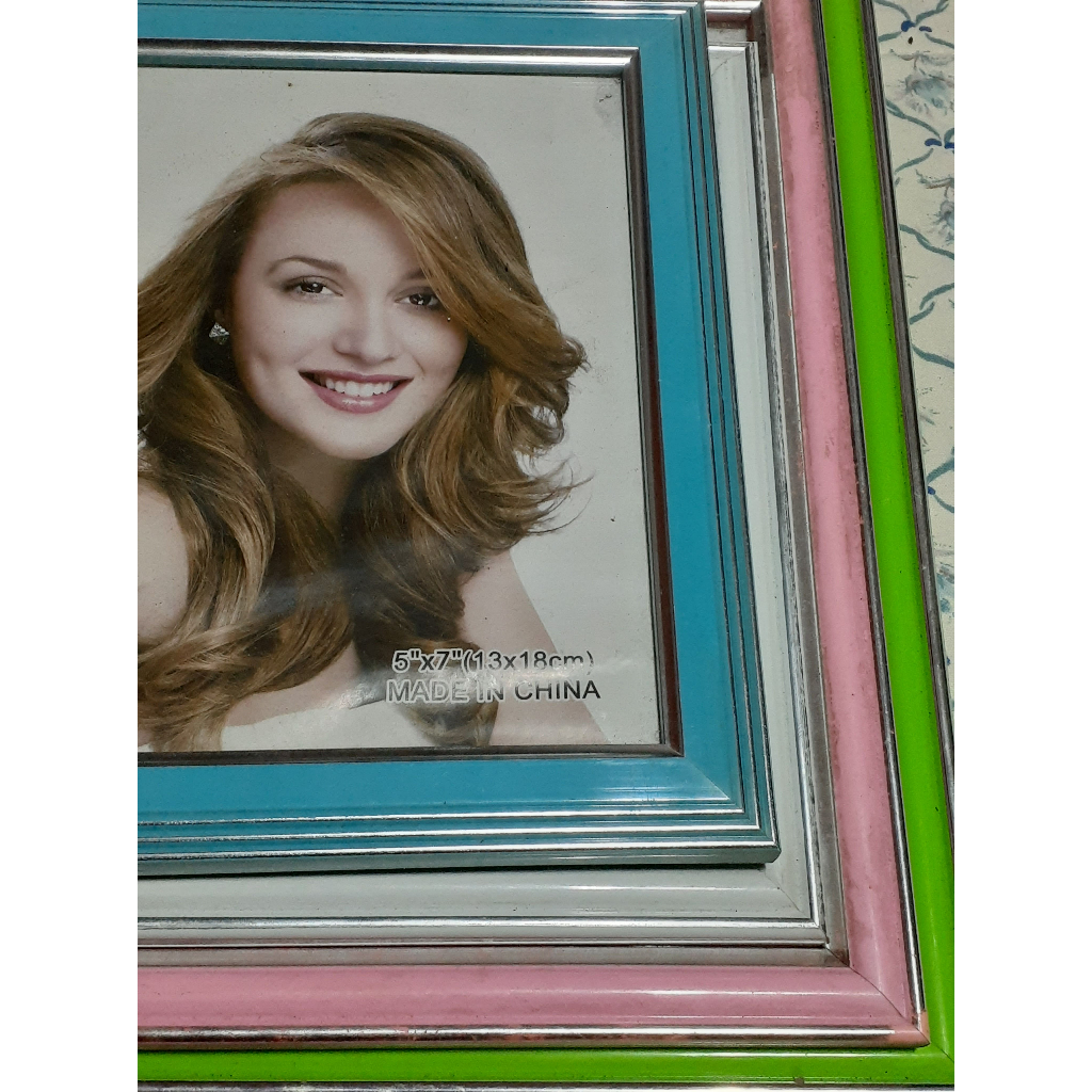 Picture Frames Assorted Sizes and Colors | Shopee Philippines
