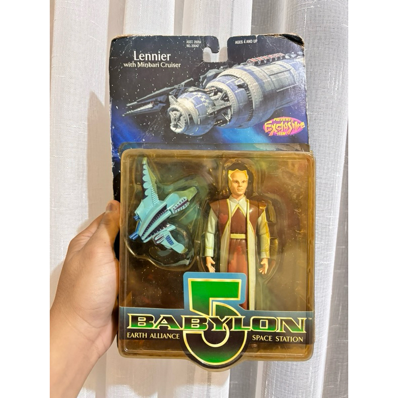 1997 BABYLON 5 COLLECTOR SERIES FIGURES - LENNIER W/ MINBARI CRUISER ...