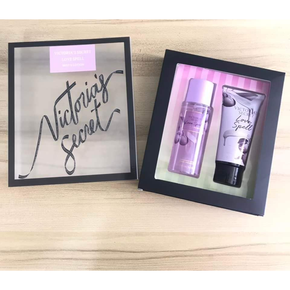 Discover the enchanting scent of Victoria's Secret Love Spell with this ...