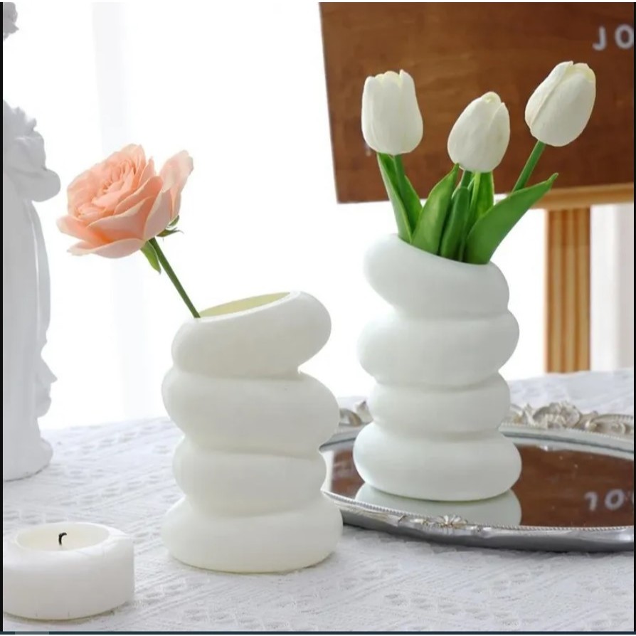 Plastic Vase flower Pot Spiral Shape Flower Arrangement Container ...