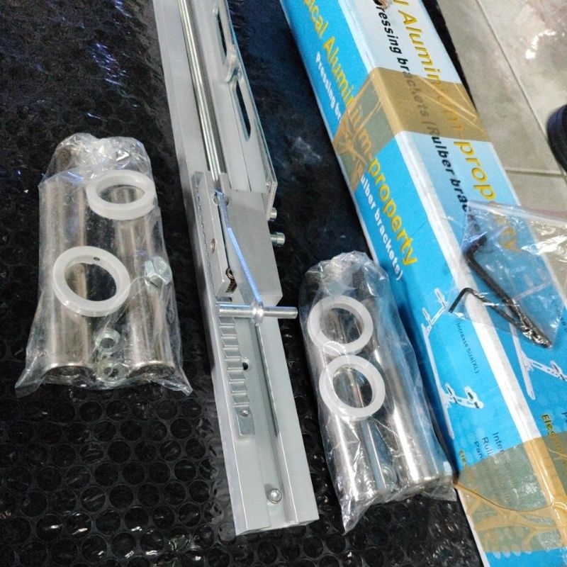 Garter puller for your gartering sewing machines complete | Shopee ...