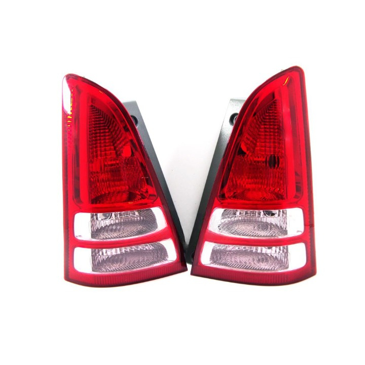 Toyota Innova J E G V 2005 to 2008 Tail Light Assembly / Rear Bumper ...