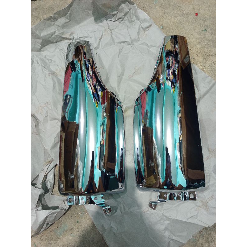 CORNER PLATE ISUZU NKR GIGA CHROME SET | Shopee Philippines