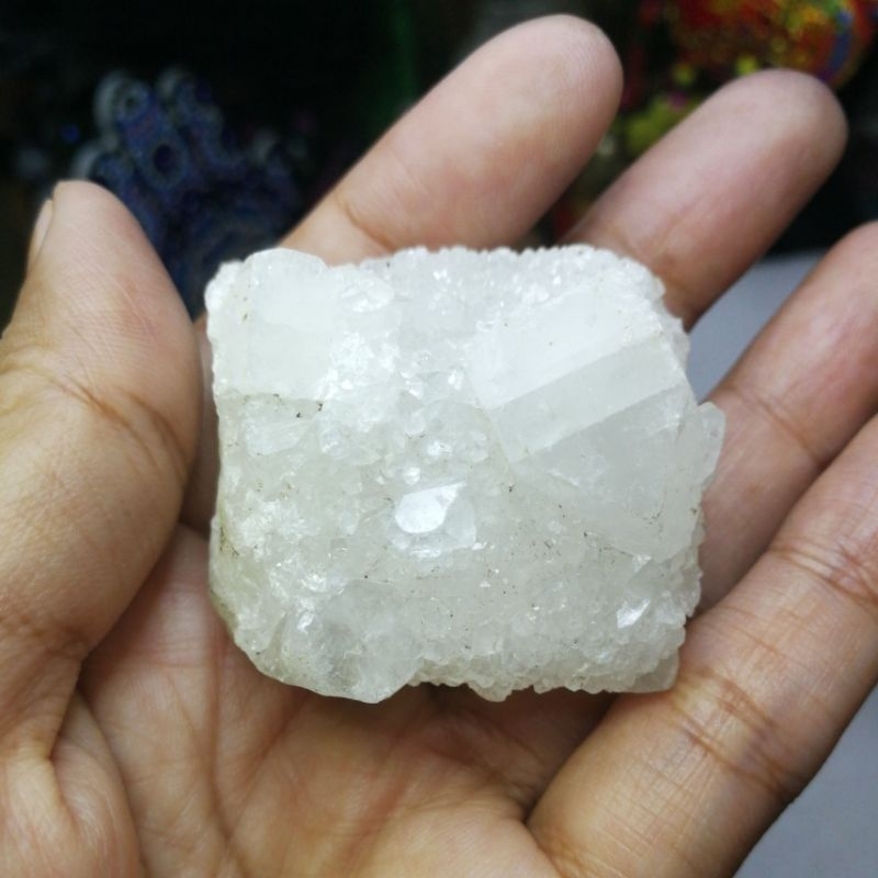 APOPHYLLITE RAW CLUSTER HIGH VIBRATIONAL STONE | Shopee Philippines