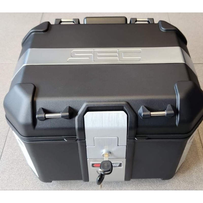 Sec Alloy top box 45 Liters with Backrest & Metal plate | Shopee ...