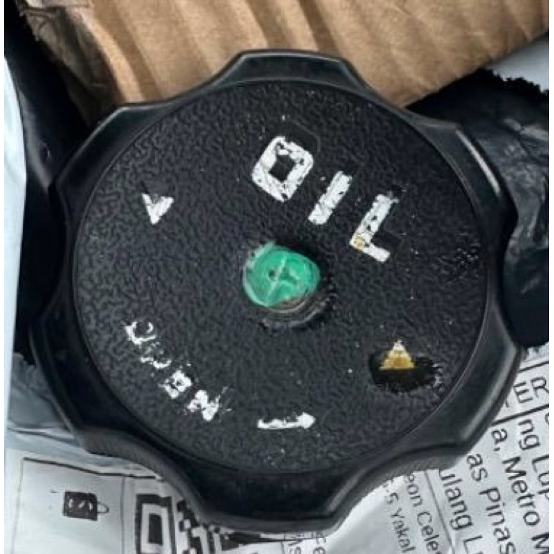 Mitsubishi Lancer itlog pizza 93-02 engine valve cover oil filler ...