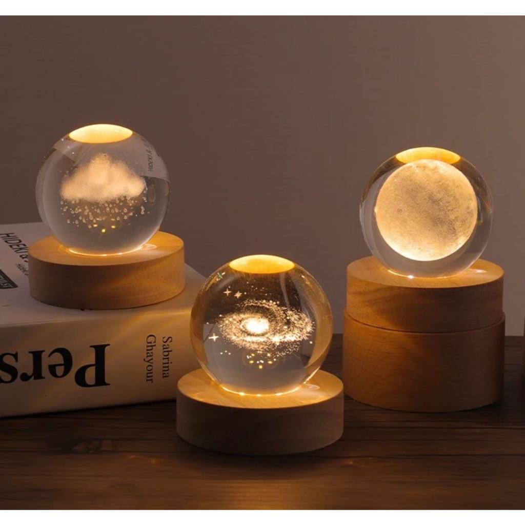 Crystal ball Night Light Crystal Astronaut Planet Globe 3D Laser ...