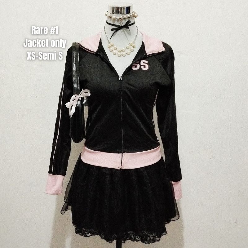 Rare Outfit Collection 𝐀𝐜𝐮𝐛𝐢 𝐆𝐫𝐮𝐧𝐠𝐞 𝐆𝐨𝐭𝐡𝐢𝐜 𝐘𝟐𝐊 | Shopee Philippines