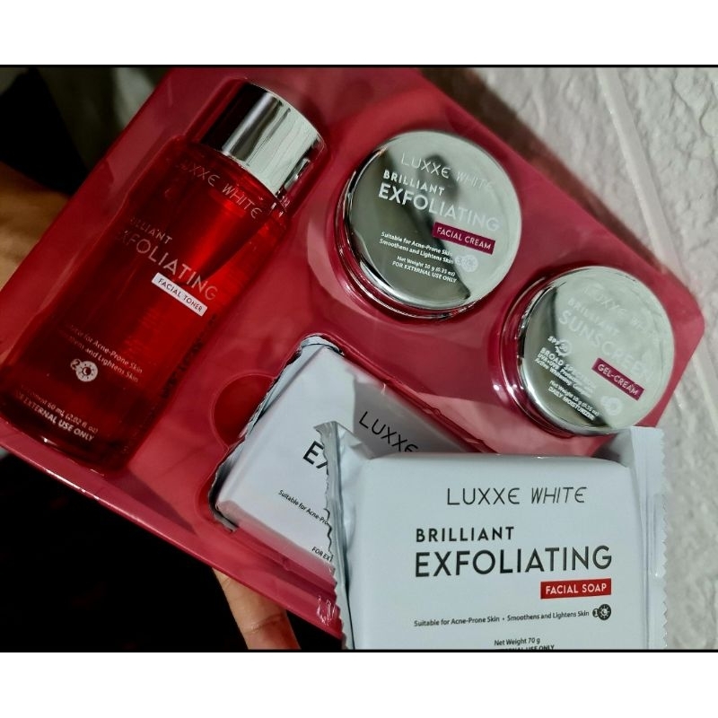 LUXXE WHITE BRILLIANT SKIN EXFOLIATING REJUV SET FRONTROW WHITENING ...