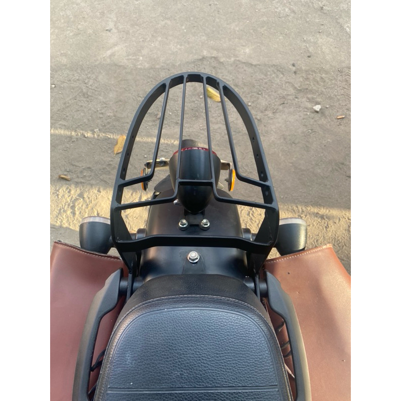 beneli motobi 200 heavy duty top box bracket powder coated | Shopee ...