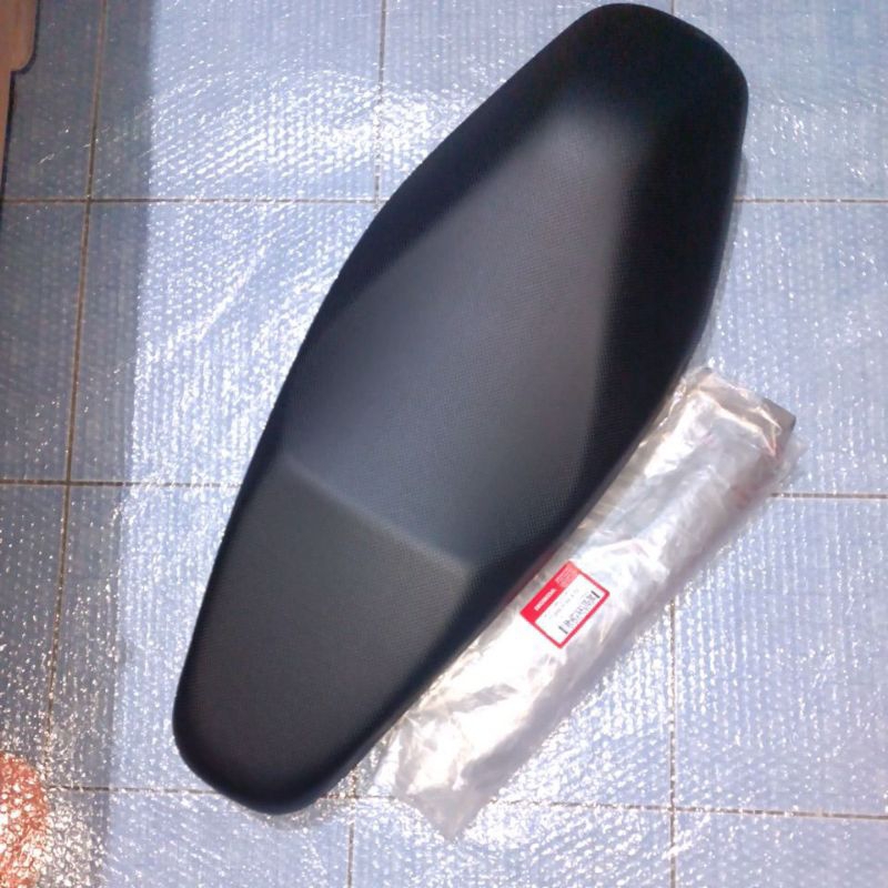 Honda Genuine Dual Seat for Click 125/150 V2 | Shopee Philippines