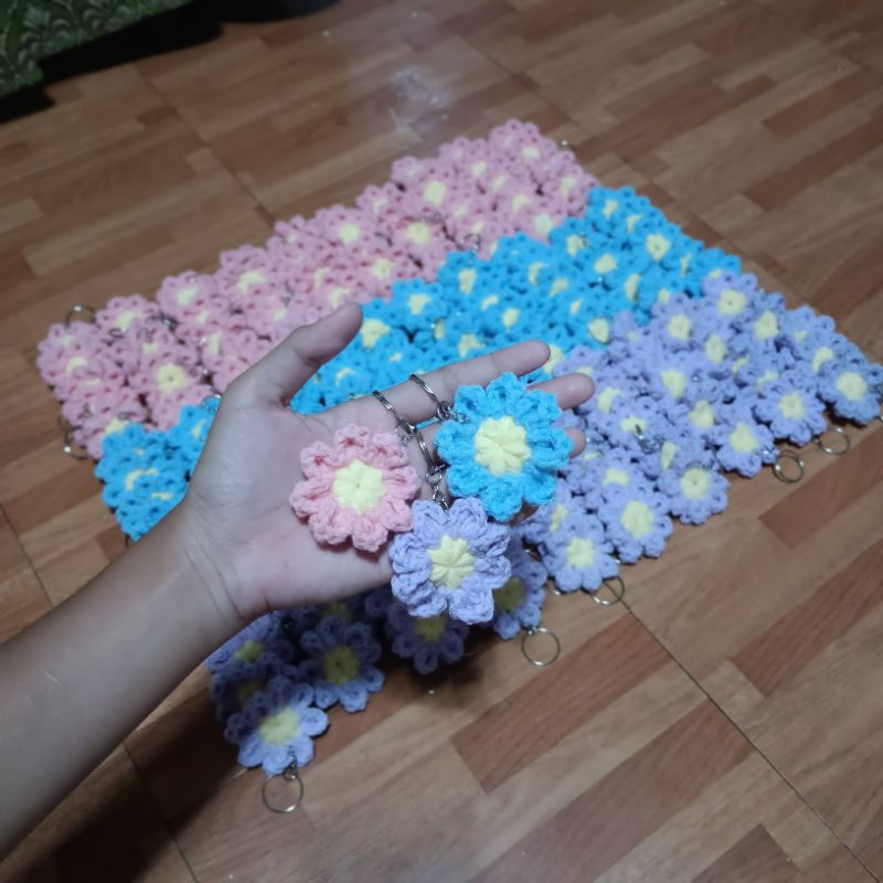 CROCHET FLOWER KEYCHAIN | Shopee Philippines