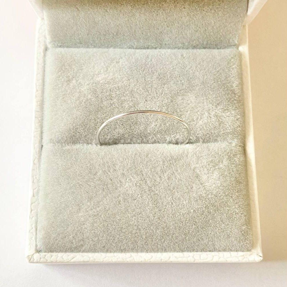 Pawnable 18K White Gold Skinny Ring | Shopee Philippines