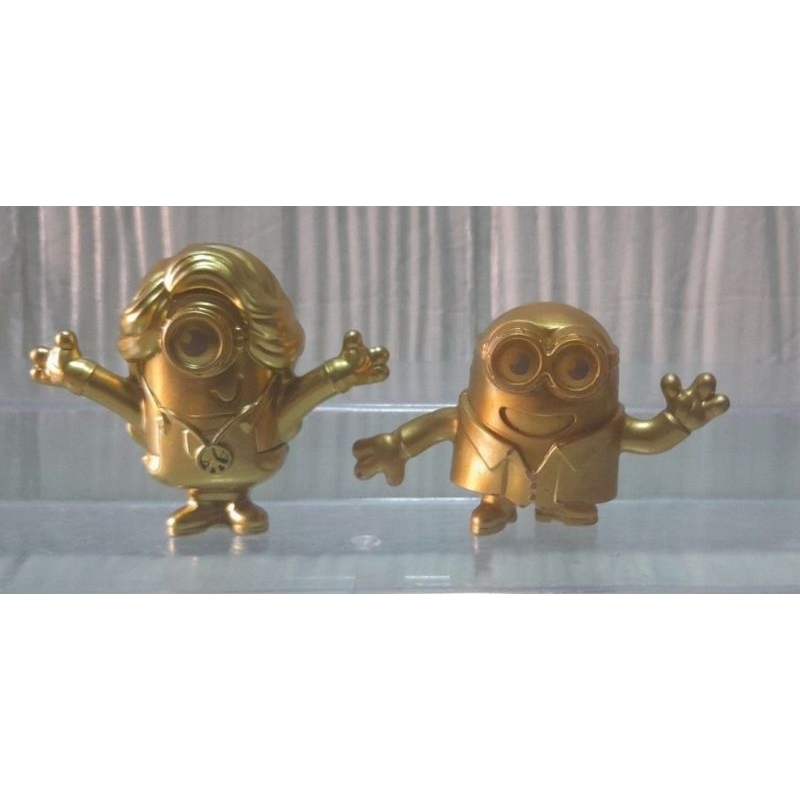 minions gold figure set preloved | Shopee Philippines