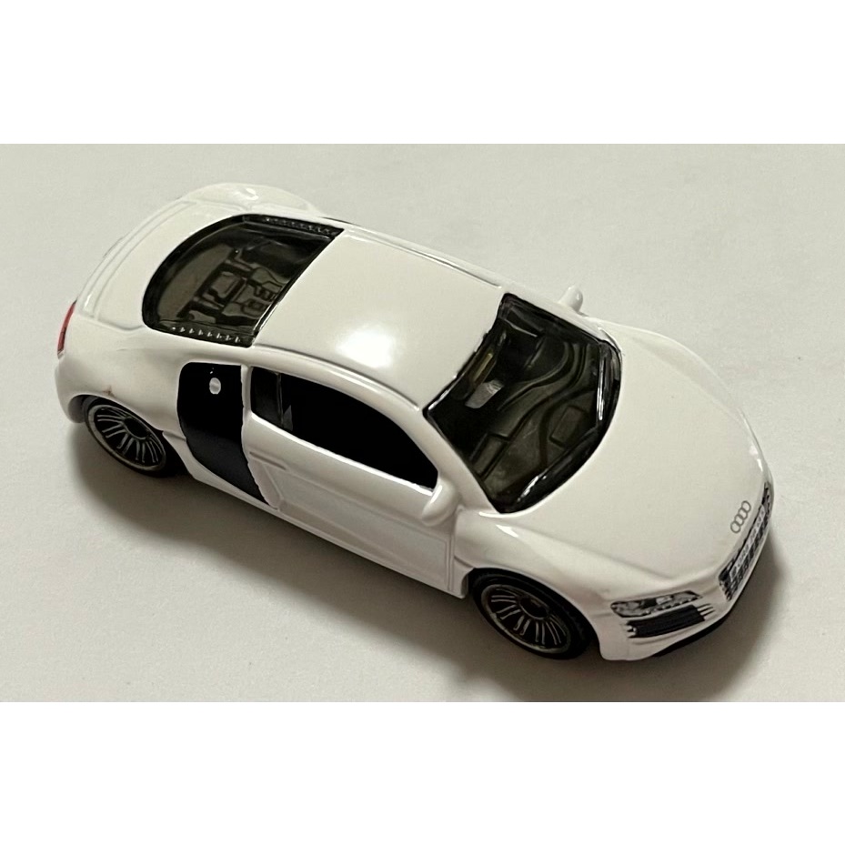 Matchbox LOOSE – Bugatti Divo, BMW, Audi R8, Alfa Romeo, Explorer ...