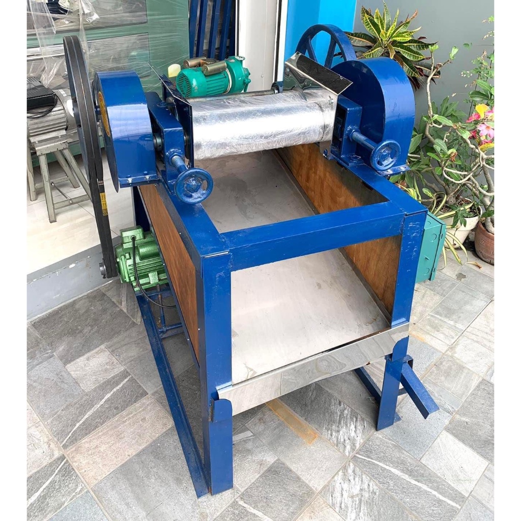 FOOD PROCESSOR DOUGH ROLLER MACHINE - 1.5 Hp Electric Motor - 4 x 16 ...