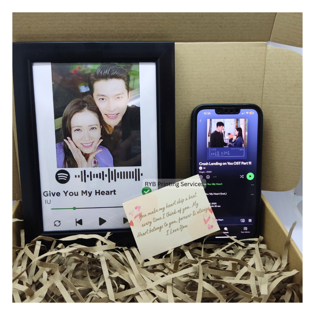 SPOTIFY FRAME SCANNABLE CODE THRU SPOTIFY APP WITH BOX AND KRAFT ...