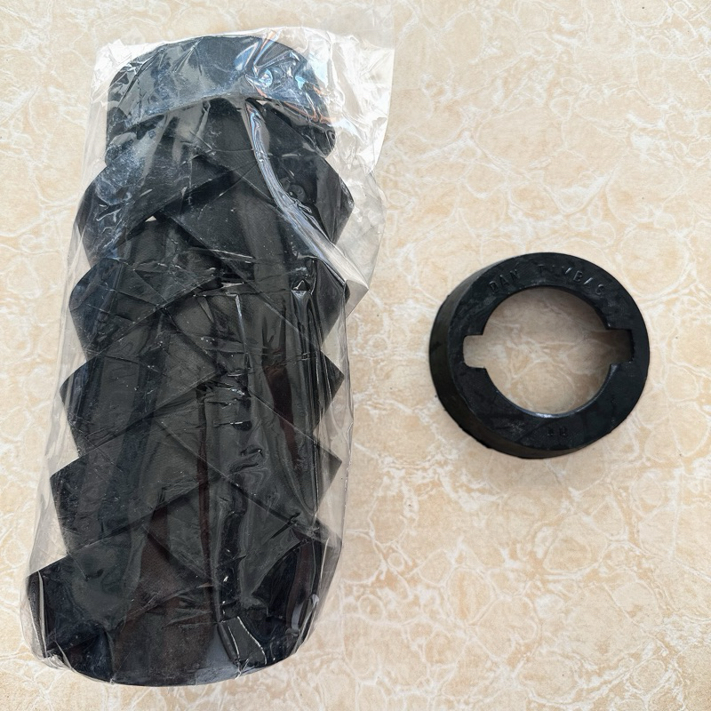 Locally Made Sapatilya "Black Gasket" Poso PARTS “Per Dosen” Good ...