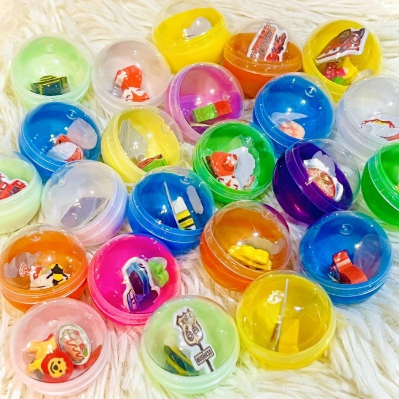 28mm toy capsule with assorted toys inside, candy vending machine ...