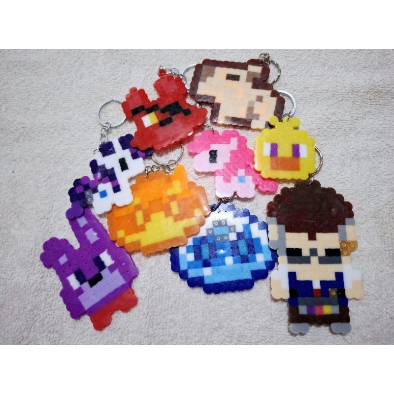 Pixel 8-bit Keychains | Shopee Philippines