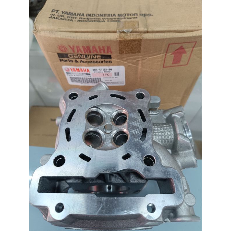 Yamaha genuine parts Cylinder head Assy AEROX V1 ( B65-E1102-00 ...