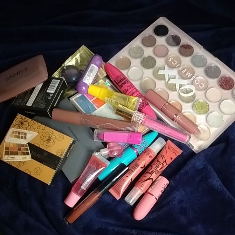 Live Selling (makeup) | Shopee Philippines