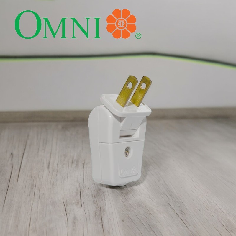 OMNI Swing-Type Plug: Your 10A 250V Answer to Electrical Demands ...