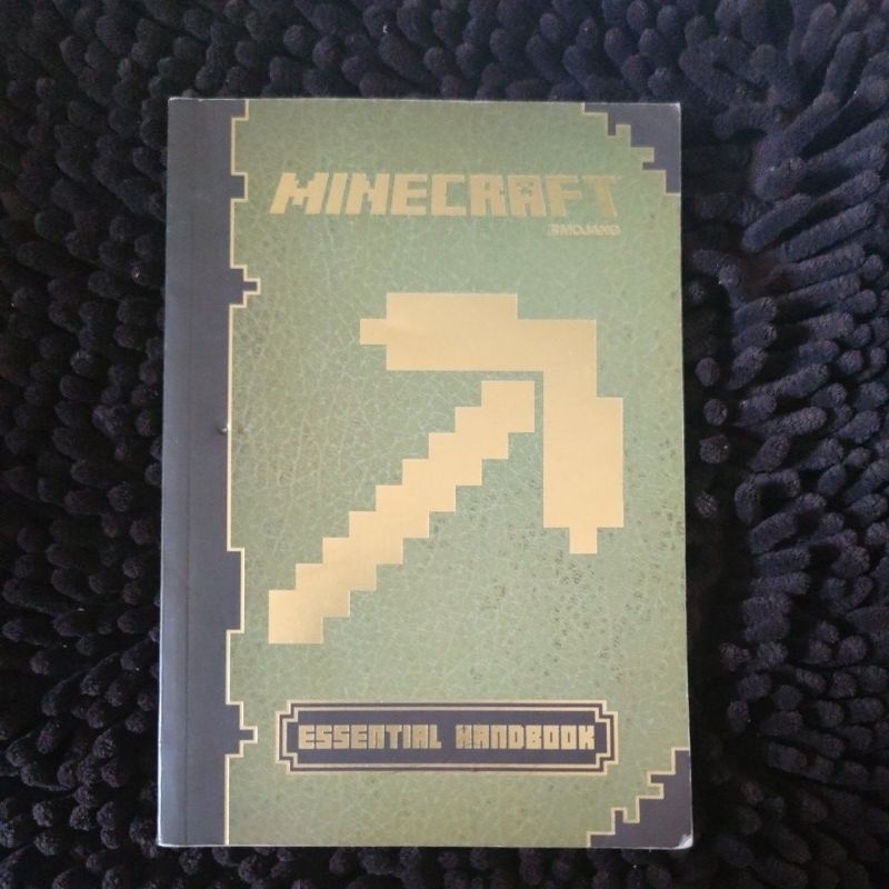 Minecraft Essential Handbook (Preloved) | Shopee Philippines