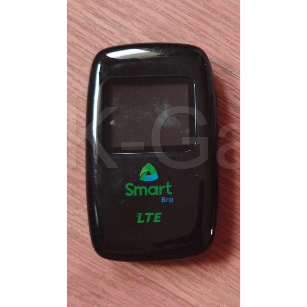 Smart 4G LTE Pocket Wifi with FREE Charger // with ROCKET SIM 20GB ...