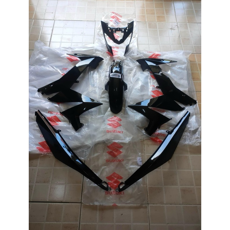 raider150 fi fairings gloss black (SGP)original | Shopee Philippines