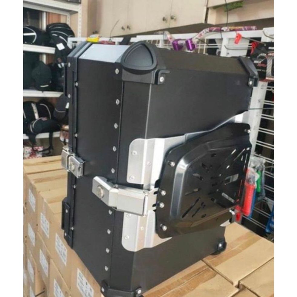 65 LITERS ALLOY TOP BOX (WICK) | Shopee Philippines