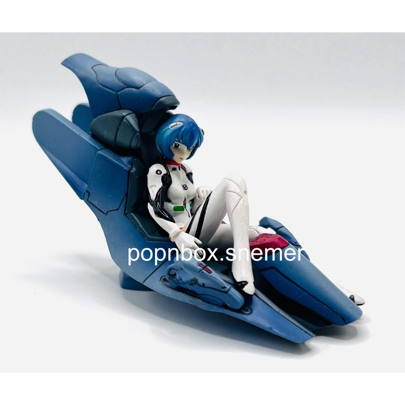 Rei Ayanami on EVA 01 Entry Plug Seat (Cockpit) HGIF Mini Action Figure ...