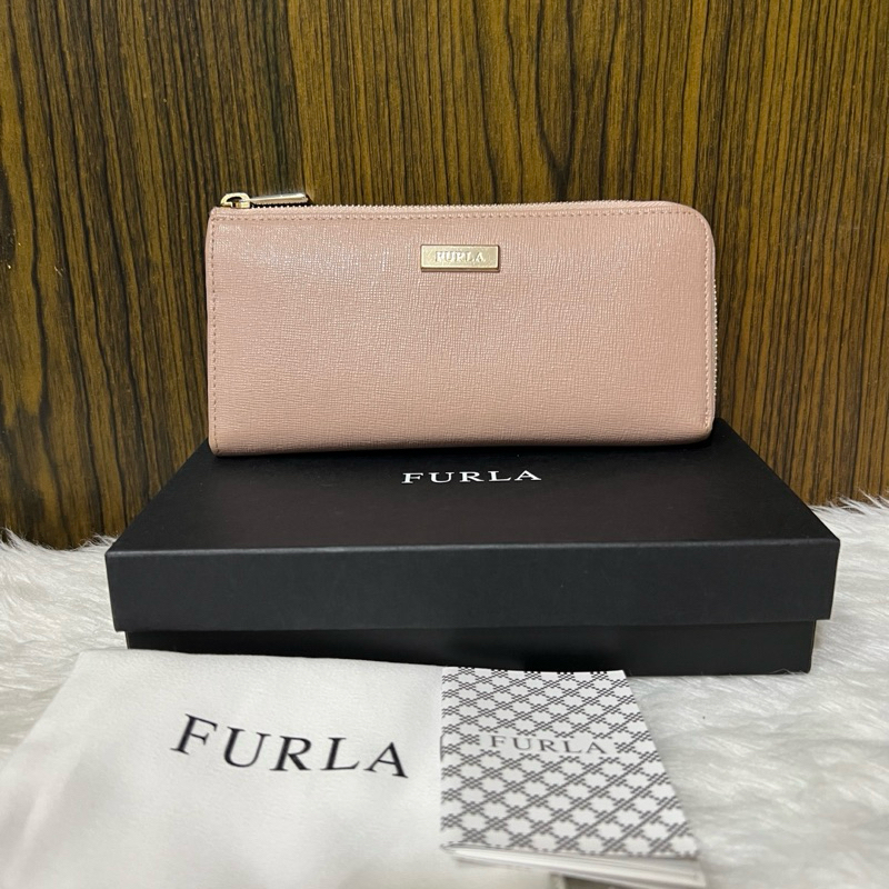Furla Long Wallet with box C and A closet online boutique | Shopee ...