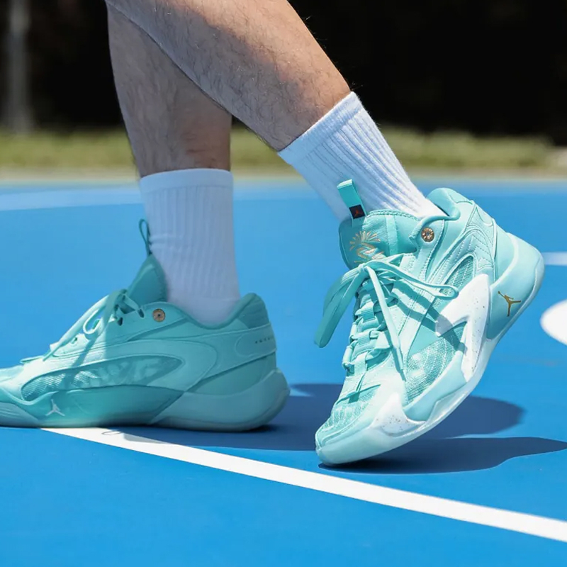 Doncic Luka 2 Matador Barely Green White NBA Basketball Shoes For Men ...