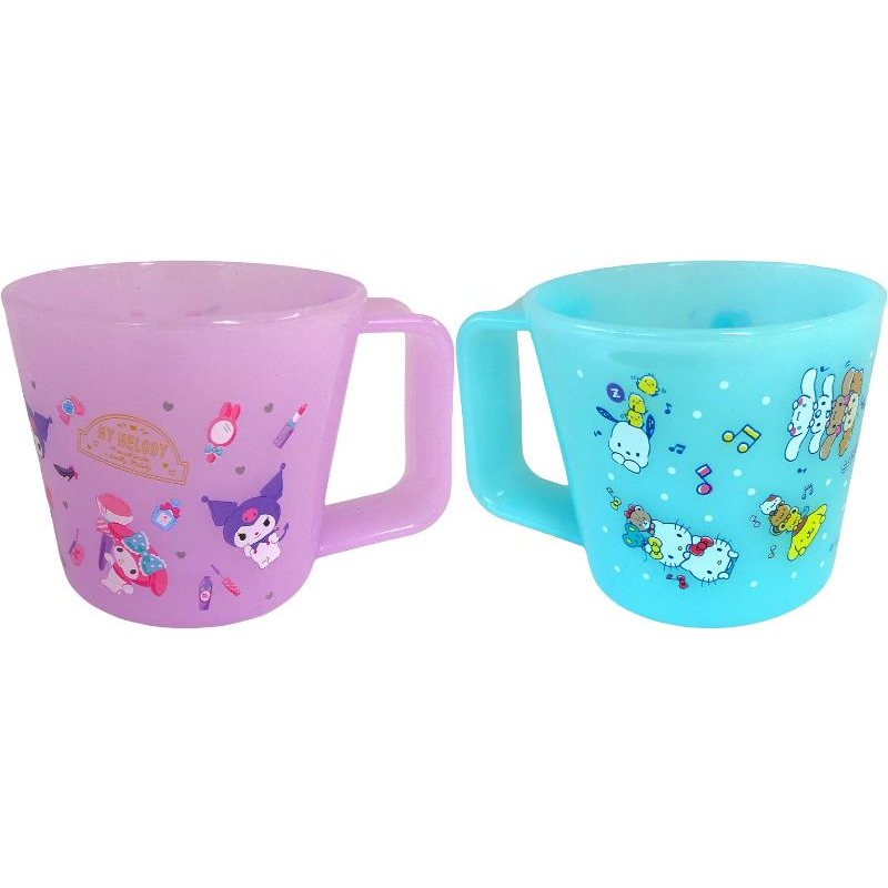 【Direct from Japan】Sanrio Plastic Mugs with Handles, Plastic Hand Cups ...