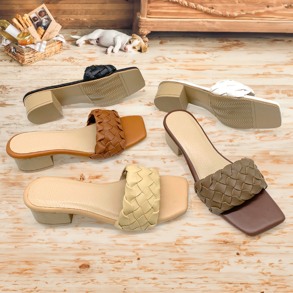 R&A900 1.5-Inch Square Toe with Braided Toe Strap in Beige Pre-Fab ...