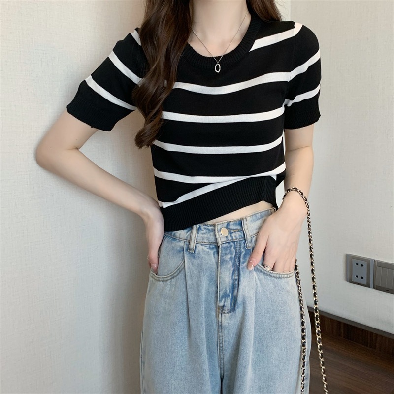 Jolly Chic Simple Stripe Knitted Crop Top M1155 | Shopee Philippines
