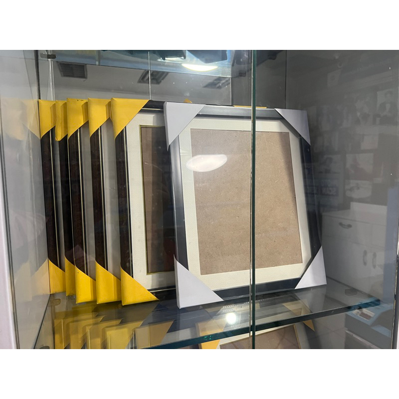 Adaptable 8R Picture Frame with Matting Choices | Shopee Philippines