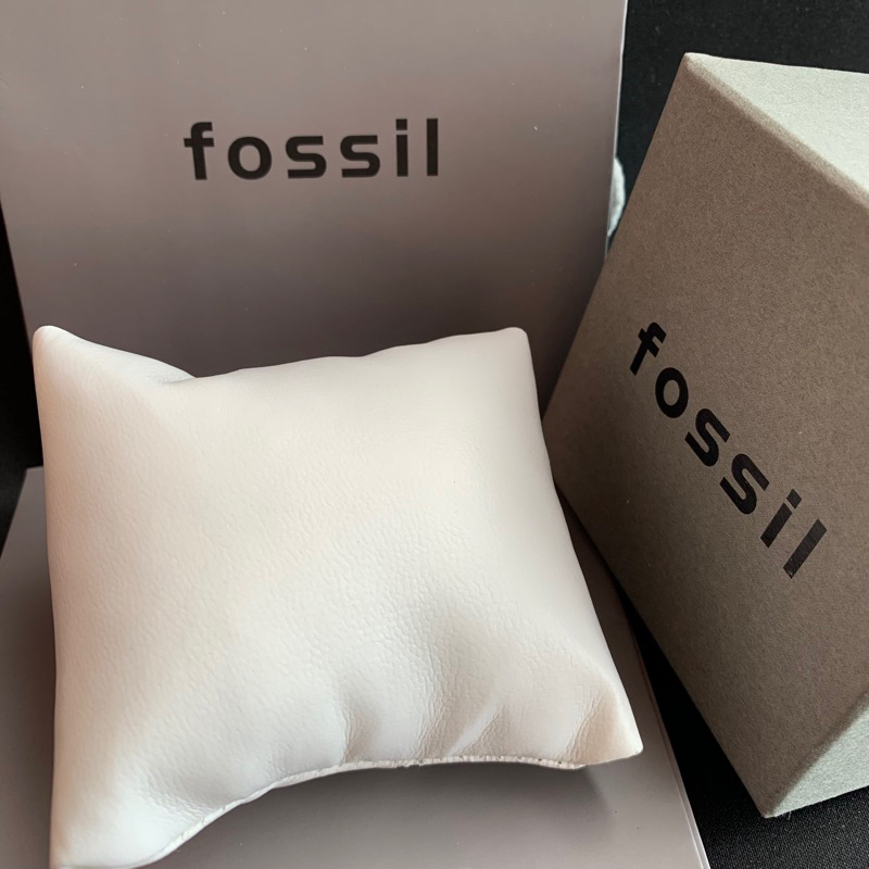 fashion package for watches fossil paper bag and fossil box (there is a ...