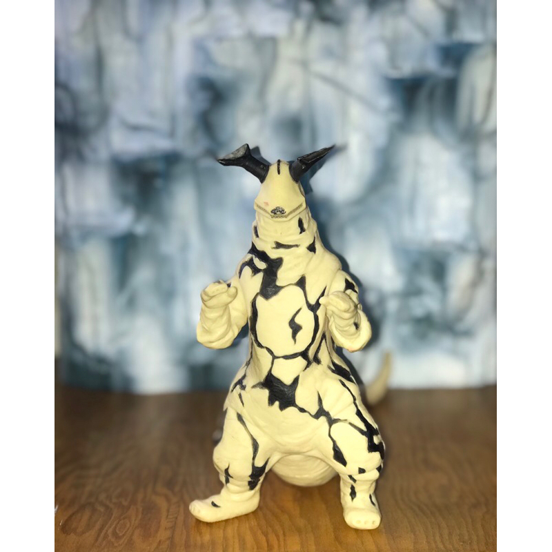Eleking - Ultraman Series Kaiju Monster Bandai 2000 | Shopee Philippines