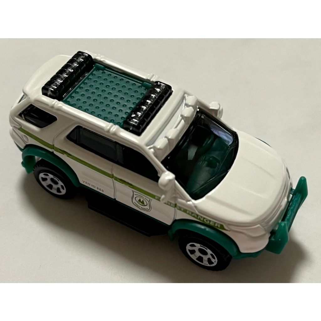 Matchbox LOOSE – Bugatti Divo, BMW, Audi R8, Alfa Romeo, Explorer ...