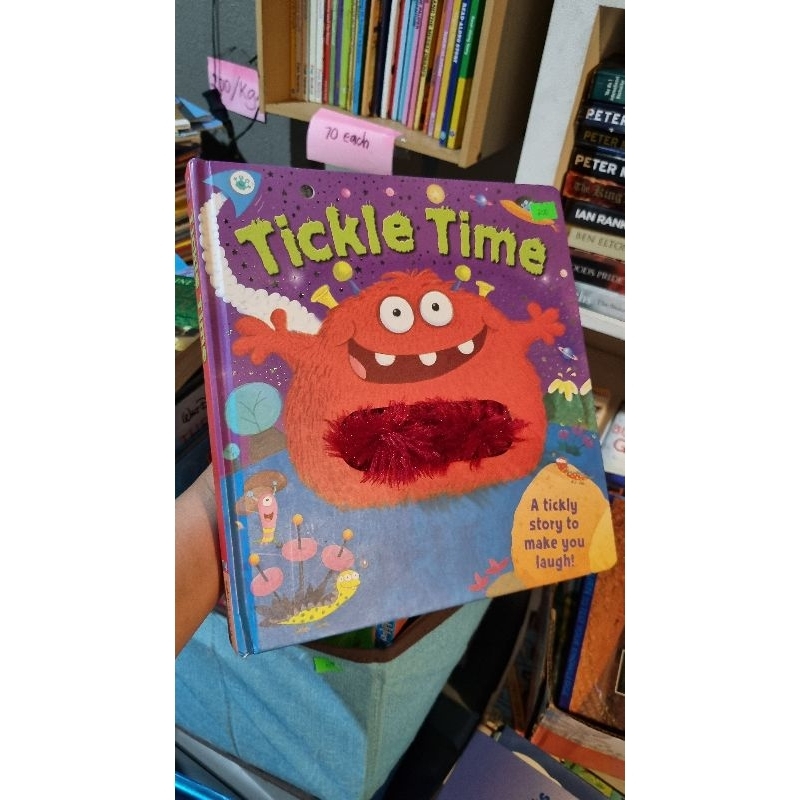 Tickle Time Hand Puppet Book | Shopee Philippines