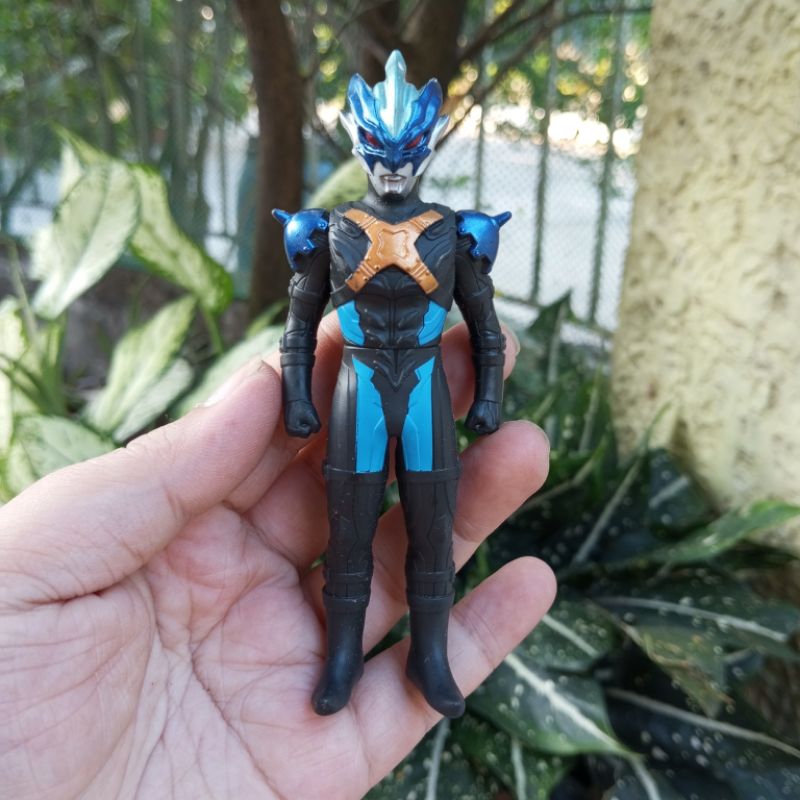 BANDAI Ultraman Monster Series Toregia Figure | Shopee Philippines